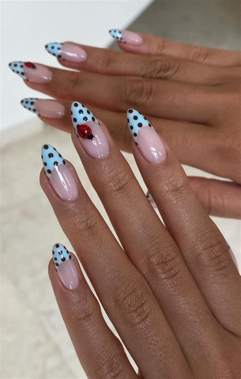 Cat Eye Nails 35 Trendy Nail Designs For Modern Manicures