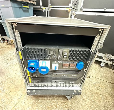 공연장비중고장터중고악기음향특수조명방송장비행사용품마이크색소폰전자올겐키타엘프 Band