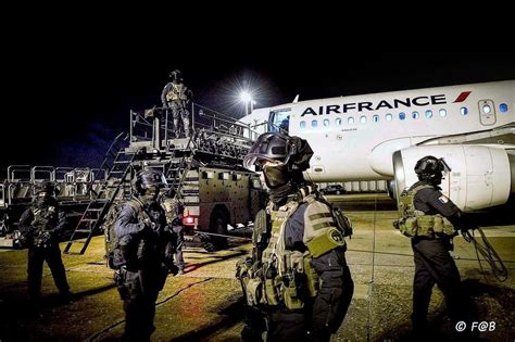 Some Cool Gign Pictures Pakistan Defence