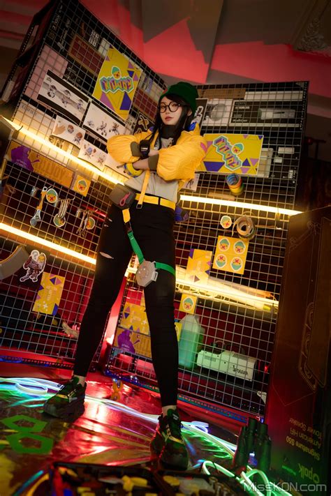 Coserzinieq Killjoy 28 Photos