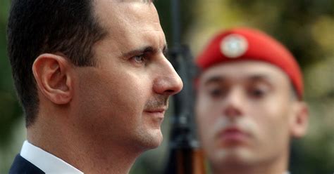 Bašar Al Asad Bashar Al Assad U Rusiji Odobren Mu Azil Sa članovima Porodice Stigao U Moskvu