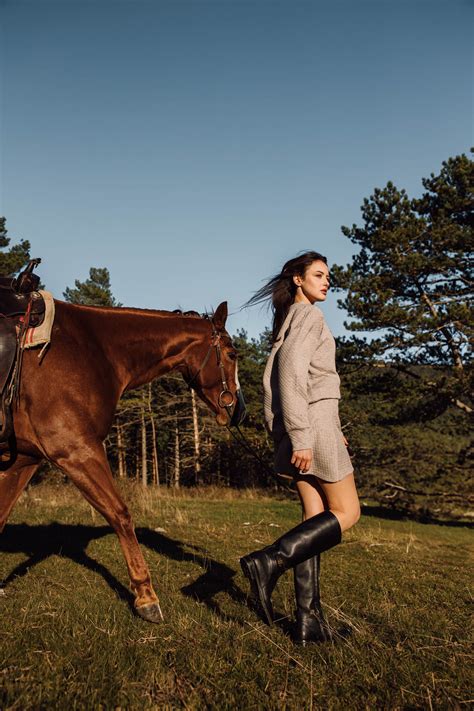 Erika Krilo Méra Collection By Adrijana Dimec