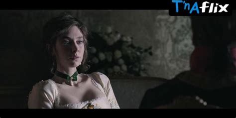 Vanessa Kirby Sexy Scene In Napoleon