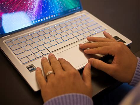 Acer Swift Oled Review Beauty On The Inside