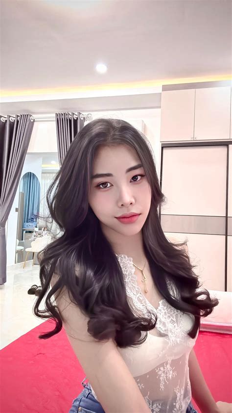 Lii Chhi លីឈី Lii Chhi លីឈី Added A New Photo