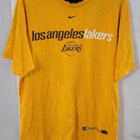 Vintage 2000s Nike Los Angeles Lakers Kobe Shirt Gem