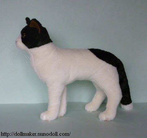 Bring Your Own Adorable Bicolor Cat To Life With This Sewing…