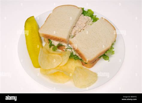 Calories Tuna Mayo Sandwich White Bread At Stephen Gallagher Blog