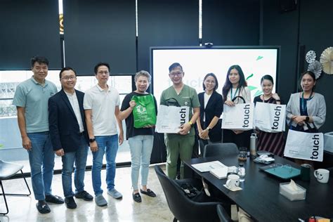 ศูนย์วิจัยการแพทย์ศิริราช เยี่ยมชม Digital Healthcare ที่ Touch Touch