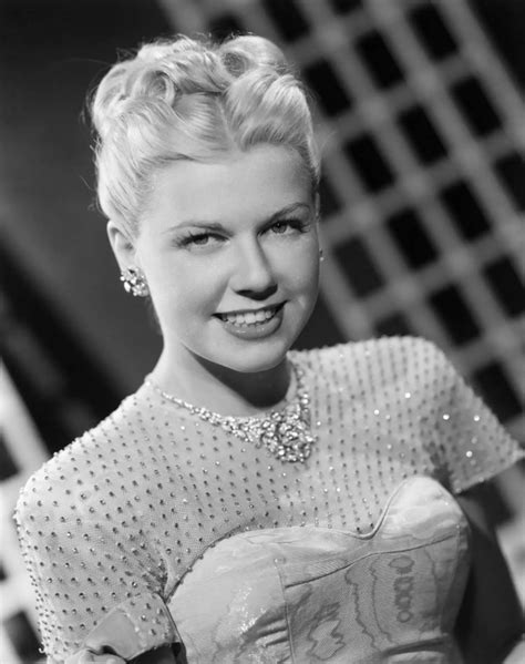 20 Fascinating Photos Of A Young Doris Day In The 1940s ~ Vintage Everyday