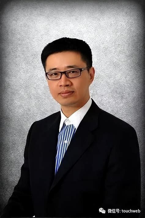 前天猫总裁靖捷加盟李锦记任ceo 大厂高管开始卖酱油 雷递网 雷建平 10月10日在 阿里巴巴 增长日趋缓慢之际，公司内部高层近年来也出现了一些流动。传统企业李锦记日前宣布一 雪球