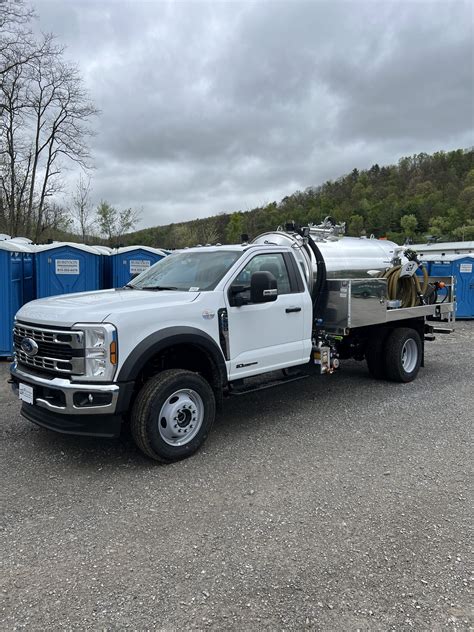 2026 Ford F 600 4×4 With Pr1200a Wrt10447 Robinson Vacuum Tanks