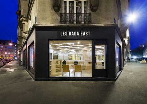 Joshua Florquin Adds Hexagonal Patterned Ceiling To Salon