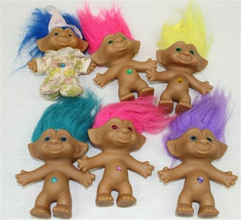 Trolls Lot Of 6 Jewel Belly Button Vintage Trolls Good Condition Tro12