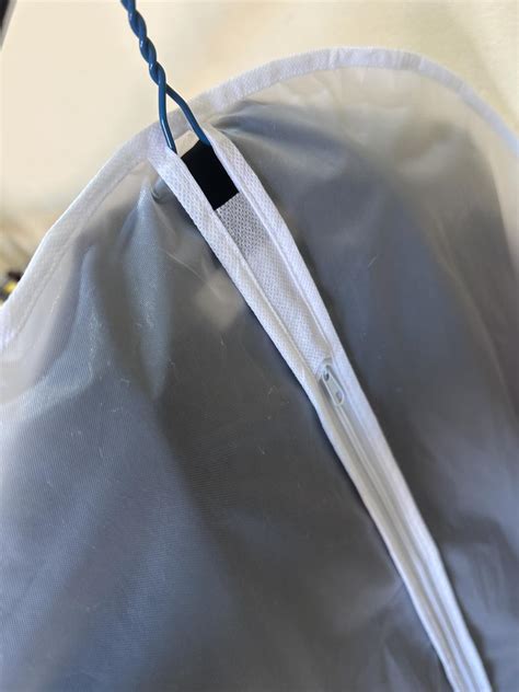 Хайрцаг гялгар уут Хайрцаг гялгар уут баглаа боодол