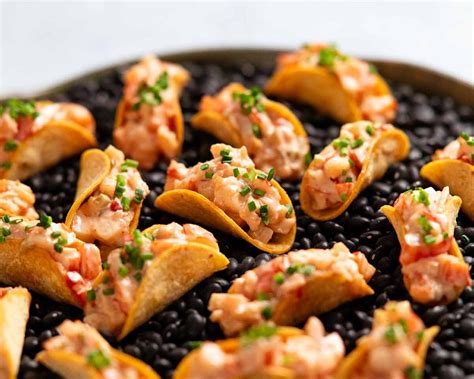 Trend Line Growing Prawn Cocktail Mini Tacos