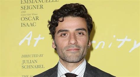 Oscar Isaac Body Measurements Height Weight Shoe Size