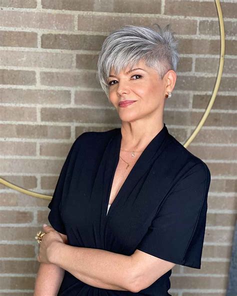 29 Edgy Pixie Cuts For Women Of All Ages And Hair Textures