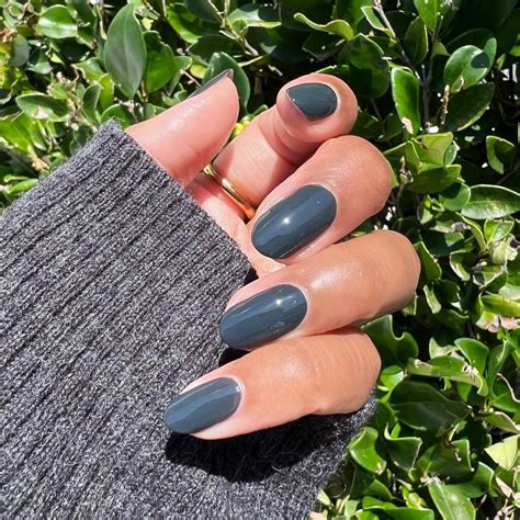 عکس ناخن سنگی ترند داغ تیک تاکی این فصل؛ چطور ناخن‌‌ هایمان را با