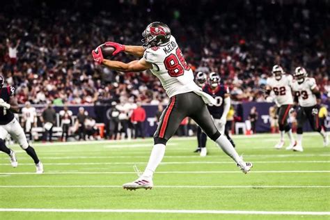 Buccaneers Waive Te Codey Mcelroy Bucs Report