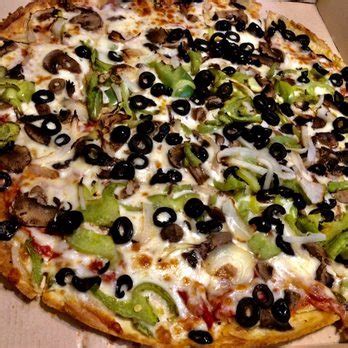 Little Caesars Veggie Pizza