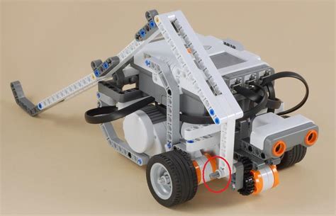 Nxt Claw Striker