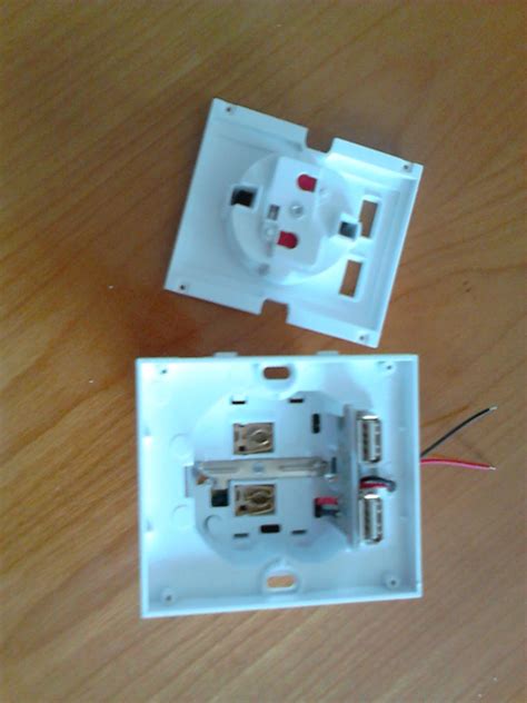 The Jeronimusnet Blog Hacking Usb Power Socket