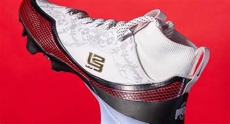 Lebron James Ts White Scarlet And Black Cleats To Ohio State Before