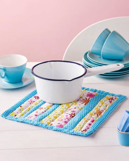 Patchwork Pot Trivet Sewing Pattern Sewing Patterns Sew Magazine