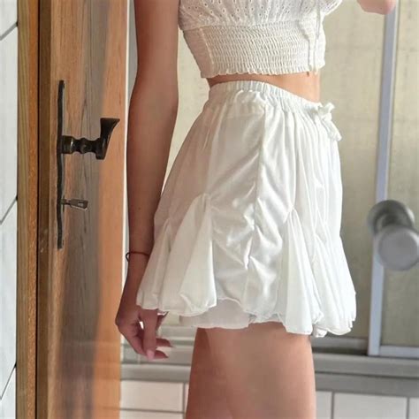 ‼️message Before Buying‼️ Cute White Skirt Very Dainty Depop
