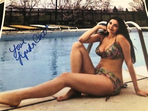 Lynda Carter Bikini Signed W Tamper Proof Holo And Coa Auto Autograph