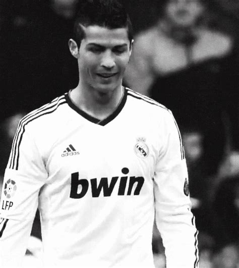Cristiano Ronaldo Wallpaper  Ronaldo Cr7 Mundodeportivo Giphy Toty