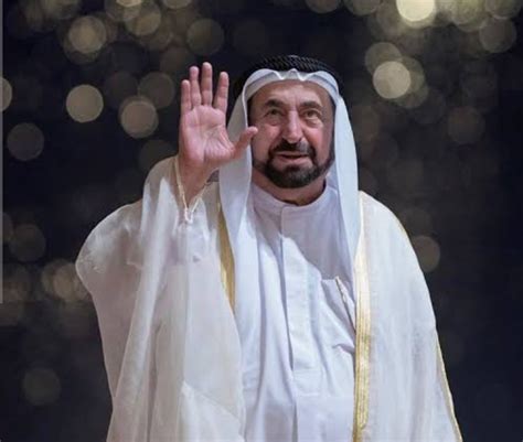 كيف اطلب مساعدة من الشيخ سلطان القاسمي؟ ثقفني