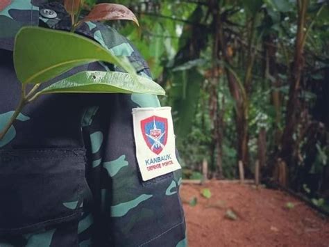 ရေနက်ဆိပ်ကမ်းသို့ ဝင်လာသည့် စစ်ကောင်စီ ယာဉ်တန်း ကို Pdf ပူးပေါင်းတပ်က က