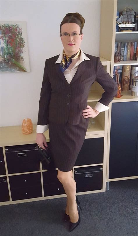 Properly Dressed That´s The Right Way To Start The W… Rikky