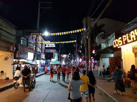 워킹스트리트 앙헬레스 필리핀클락투어앙헬레스투어푸닝온천수빅요트투어수빅호핑투어바타안호핑투어