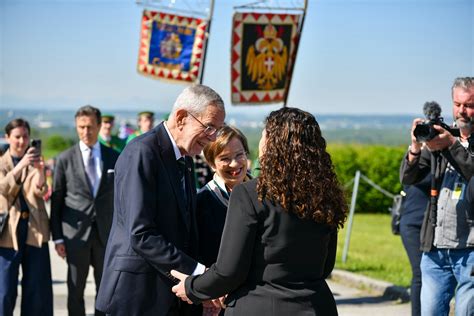 Presidentja Osmani Takoi Presidentin E Austrisë Alexander Van Der Bellen Presidente E