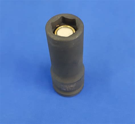 468670 Steckschlüsseleins M Federt Magnet Sw 17
