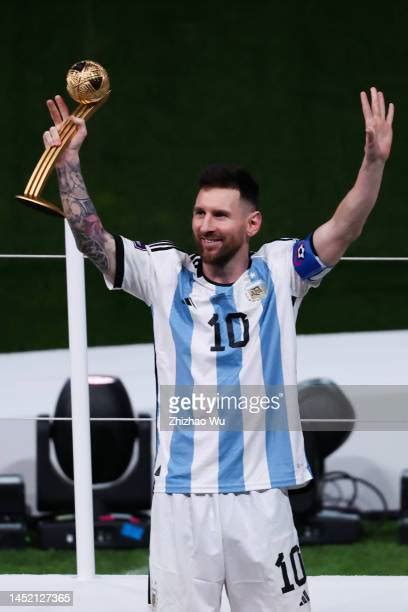 Messi Golden Photos And Premium High Res Pictures Getty Images