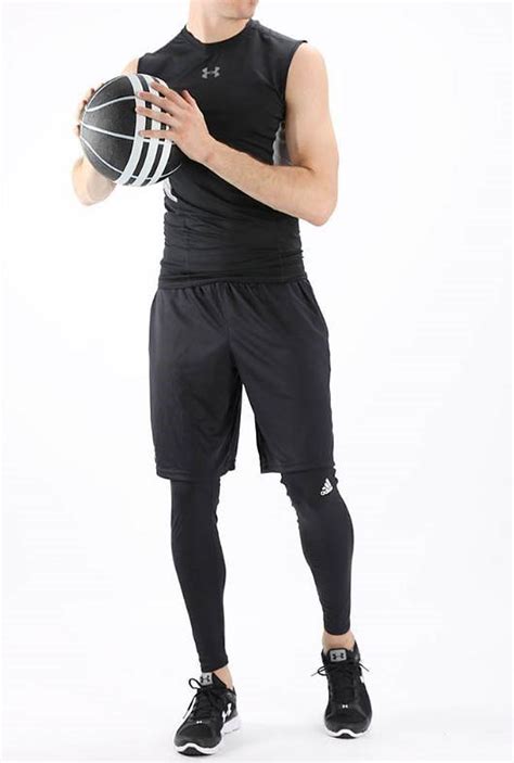 레깅스 입는 남자 스포츠웨어시장 큰손으로 부상 아주경제