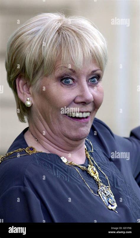 Liz Odonnells Instagram Twitter And Facebook On Idcrawl