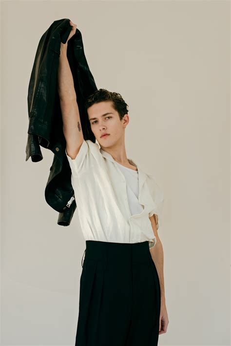 Sean Fords Instagram Twitter And Facebook On Idcrawl