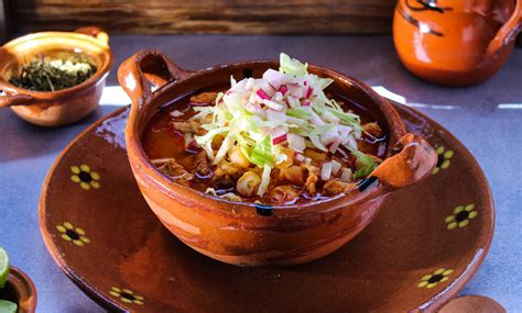 Pozole Rojo Estilo Michoacan