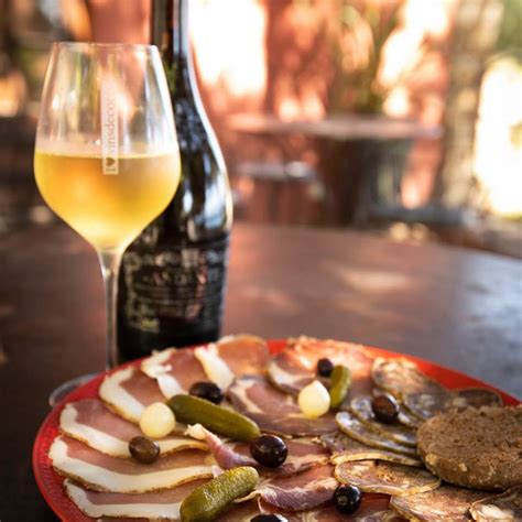 Charcuterie Corse Les Incontournables De Lépicerie Corse Terra Di