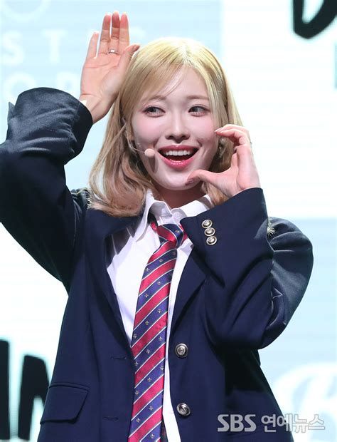 E포토 빌리 하람 금발의 귀여운 요정