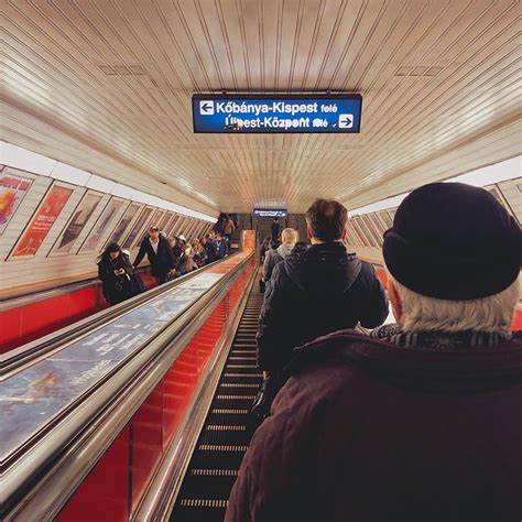 Bar Type Lcd Subway Station Display Screen Custom Lcd Display