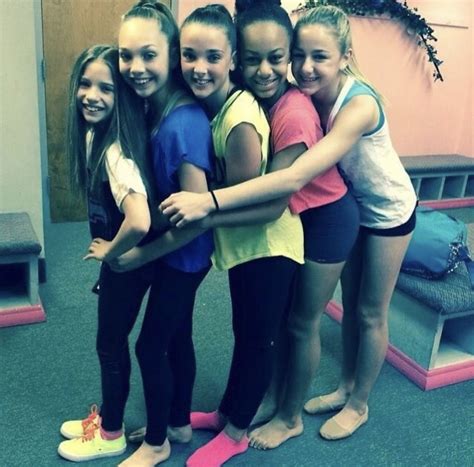 Pin By Erin On Dance Moms 💃🏻 Dance Moms Maddie Dance Moms Moments Dance Moms Season