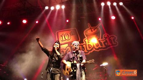 Serunya Konser Candra Malik Iwan Fals Di Cakung