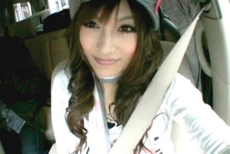 『カラオケ？行こう行こう 』プライベートのアイドルをカラオケボックスに誘い込み、イキ潮まみれでガチntrドキュメント 晴れ時々潮吹き