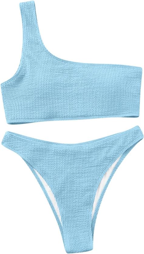 7 Hot Sexy Beth Henley Bikini Pics